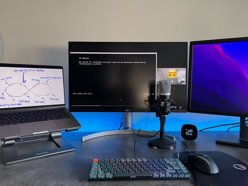 Interview with Christoph Menzel - Creatronix