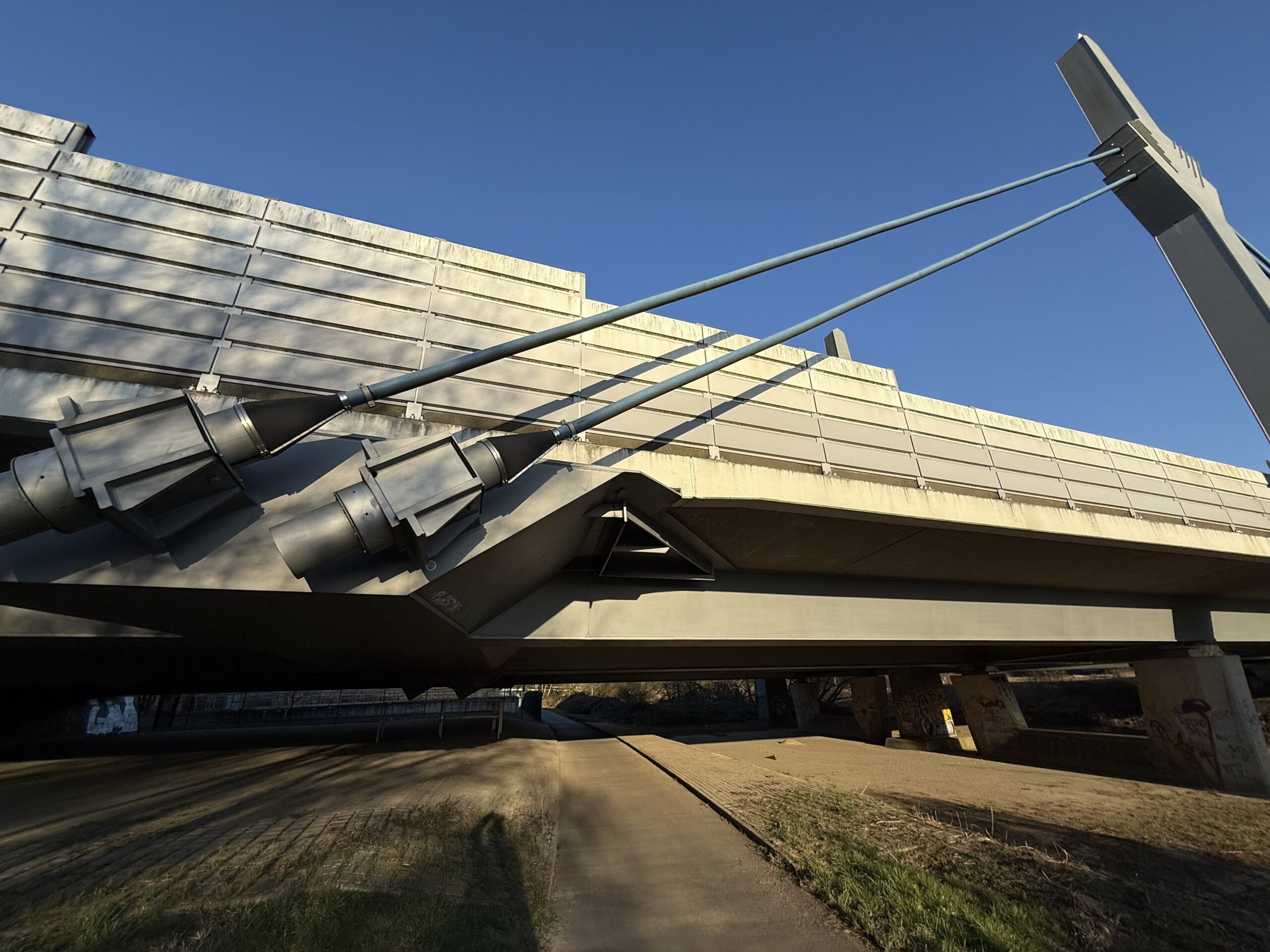 Wie funktioniert eine H-Brücke? - Creatronix